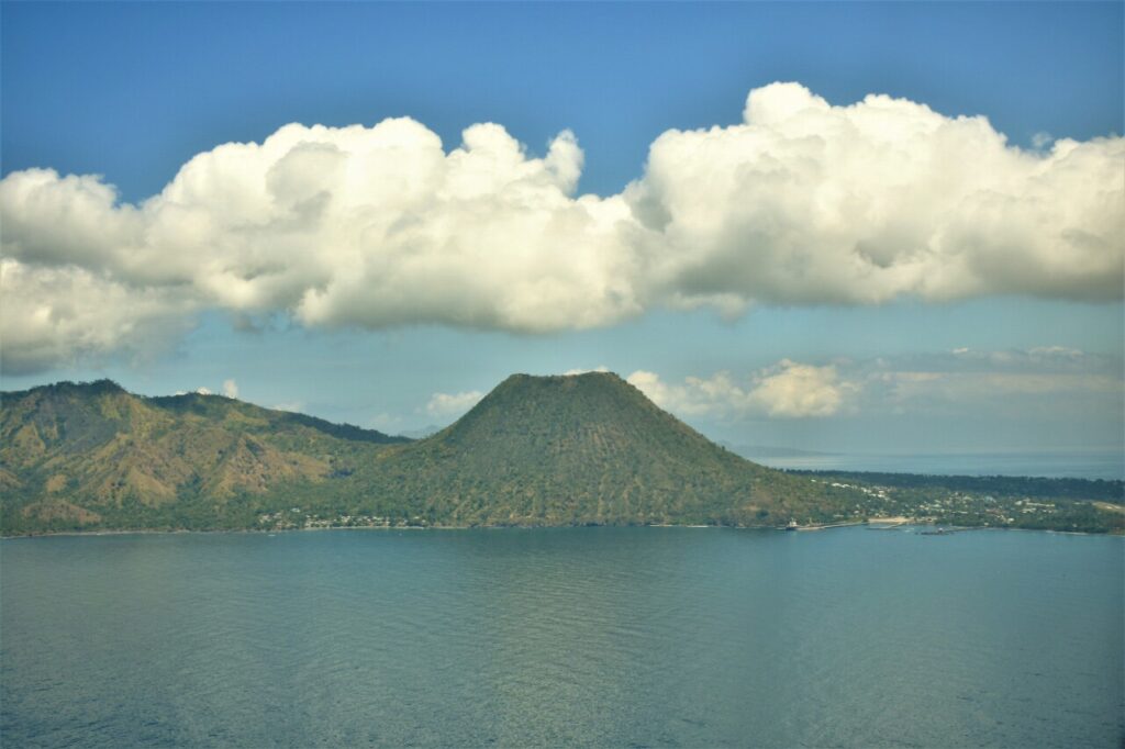 Pendakian Gunung Iya, Mudah dan Cocok Bagi Pemula – tripflores.com